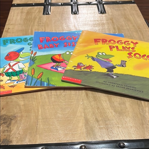 Scholastic | Toys | Scholastic Froggy Books Set Colorful Collection ...